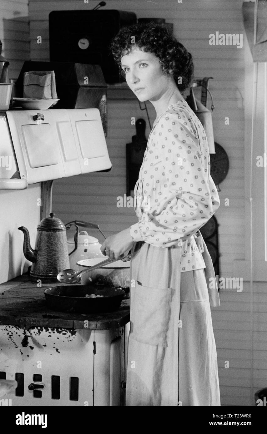 Cross Creek (1983) Mary Steenburgen, Date: 1983 Stock Photo - Alamy