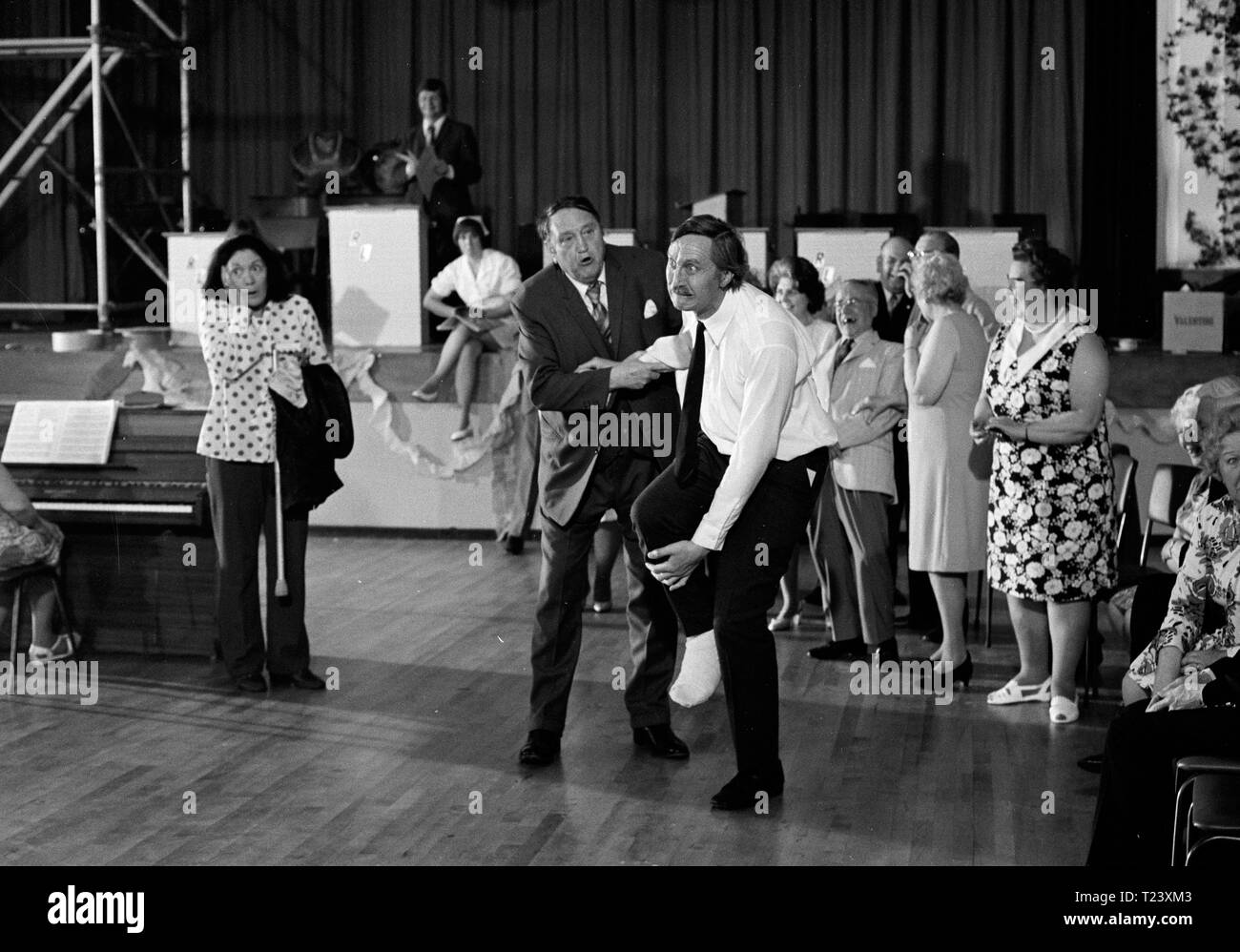 Holiday on the Buses (1973) Queenie Watts, Arthur Mullard, Stephen ...