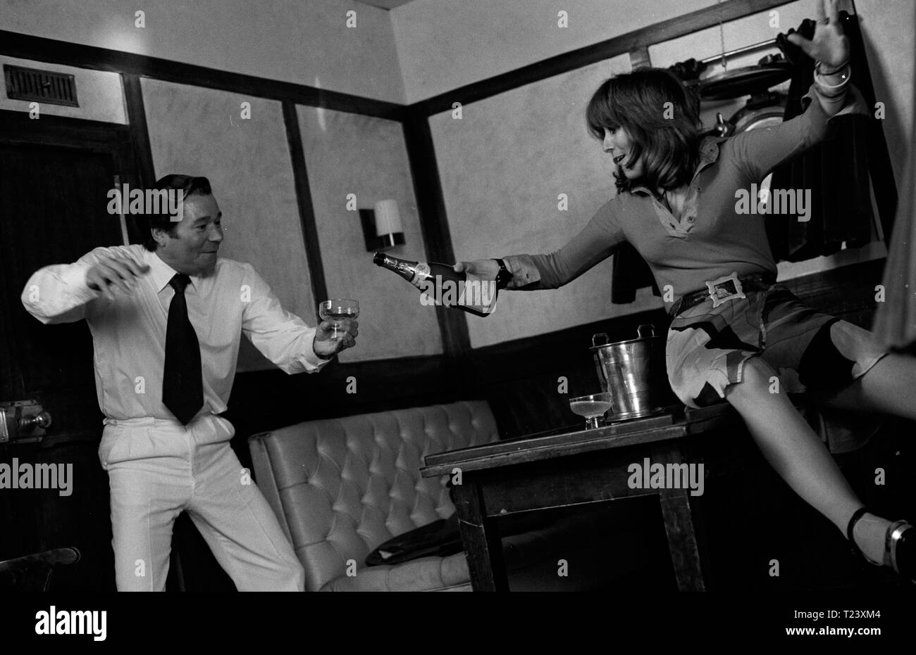 Holiday on the Buses (1973) Reg Varney, Maureen Sweeney, Date: 1973 ...