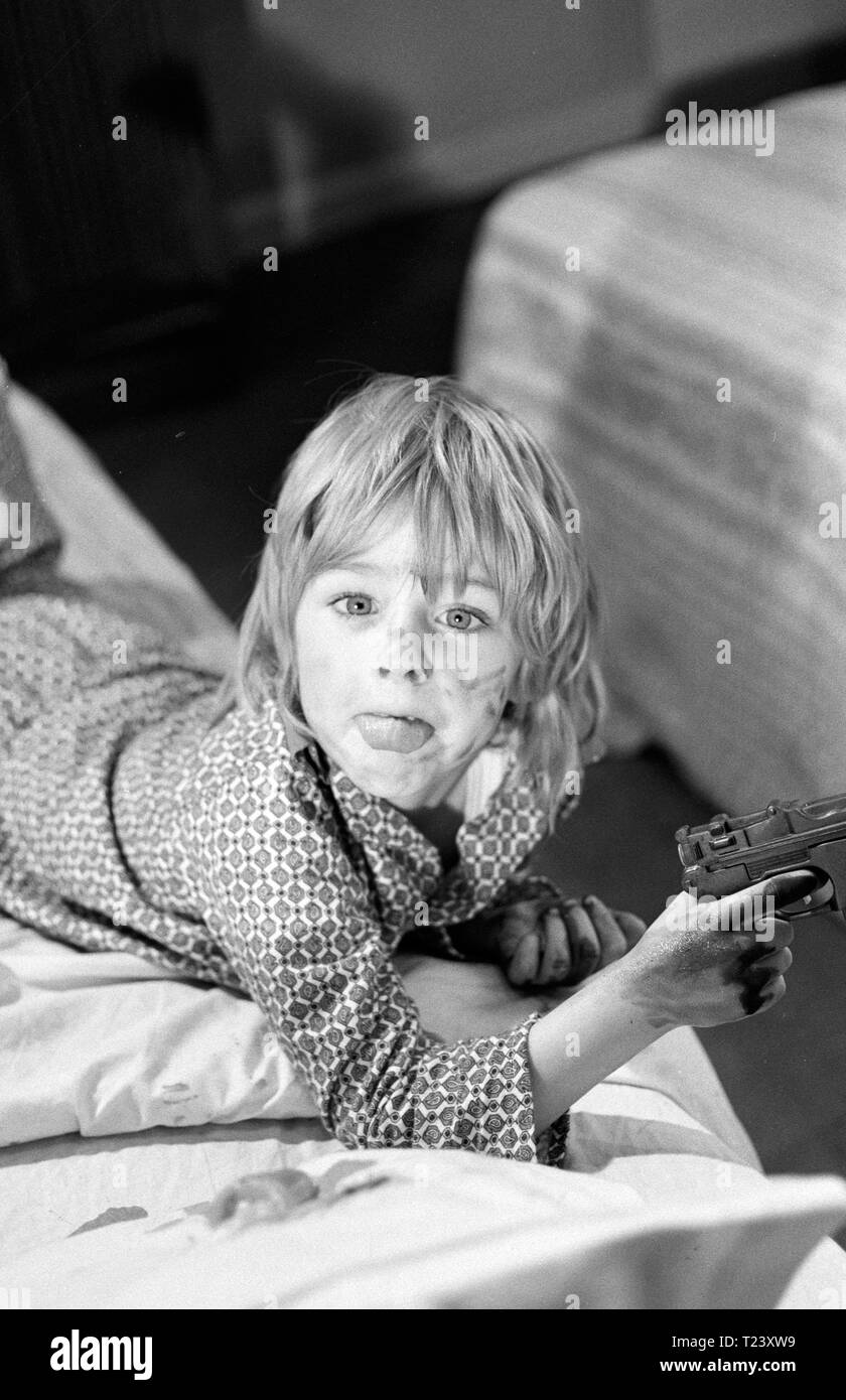 Holiday on the Buses (1973) Adam Rhodes, Date: 1973 Stock Photo - Alamy