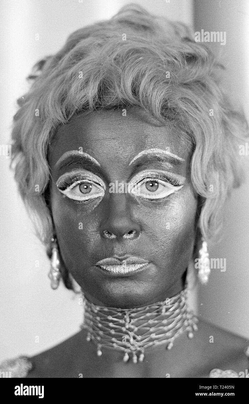 Blackface film Black and White Stock Photos & Images - Alamy
