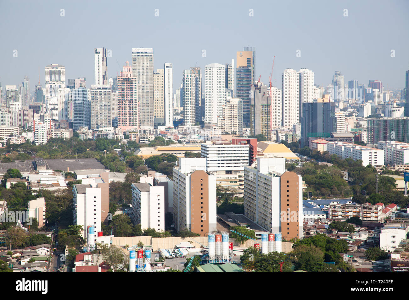 High buildings panorama downtown hi-res stock photography and images ...