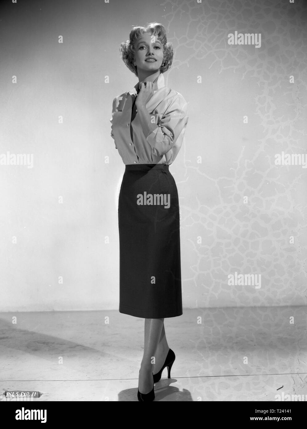 Let's Be Happy (1957) Zena Marshall, Date: 1957 Stock Photo - Alamy
