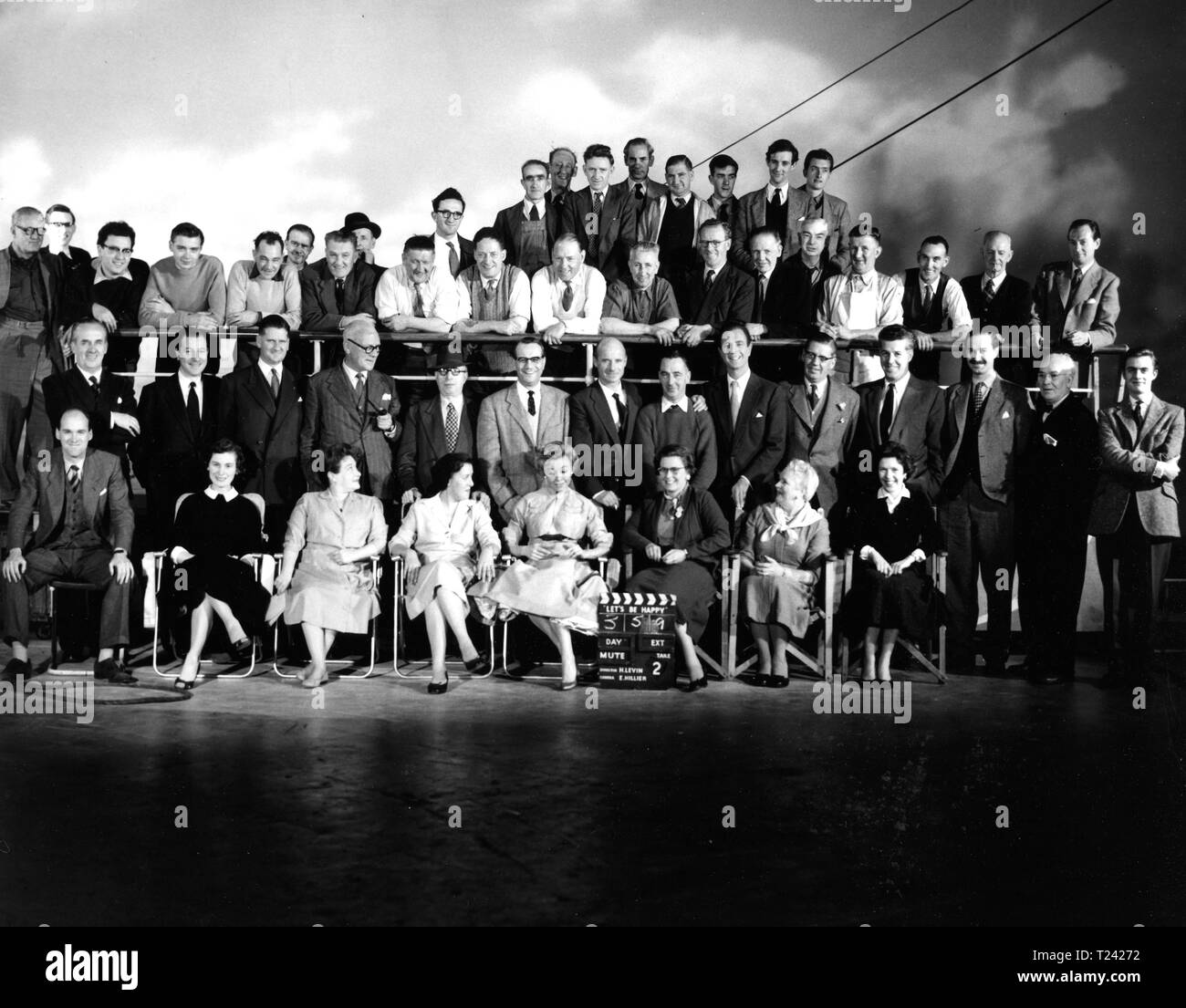 Film crew clapperboard Black and White Stock Photos & Images - Alamy