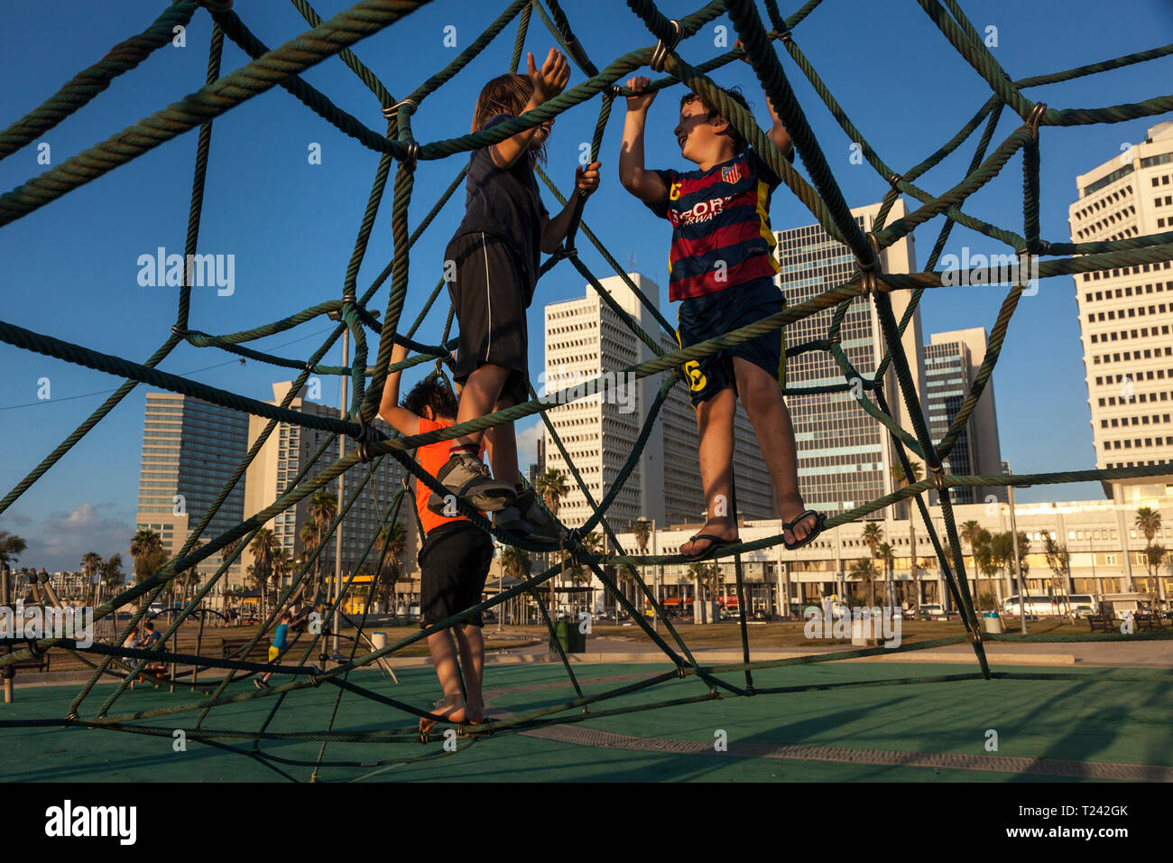 Net climb hi-res stock photography and images - Alamy