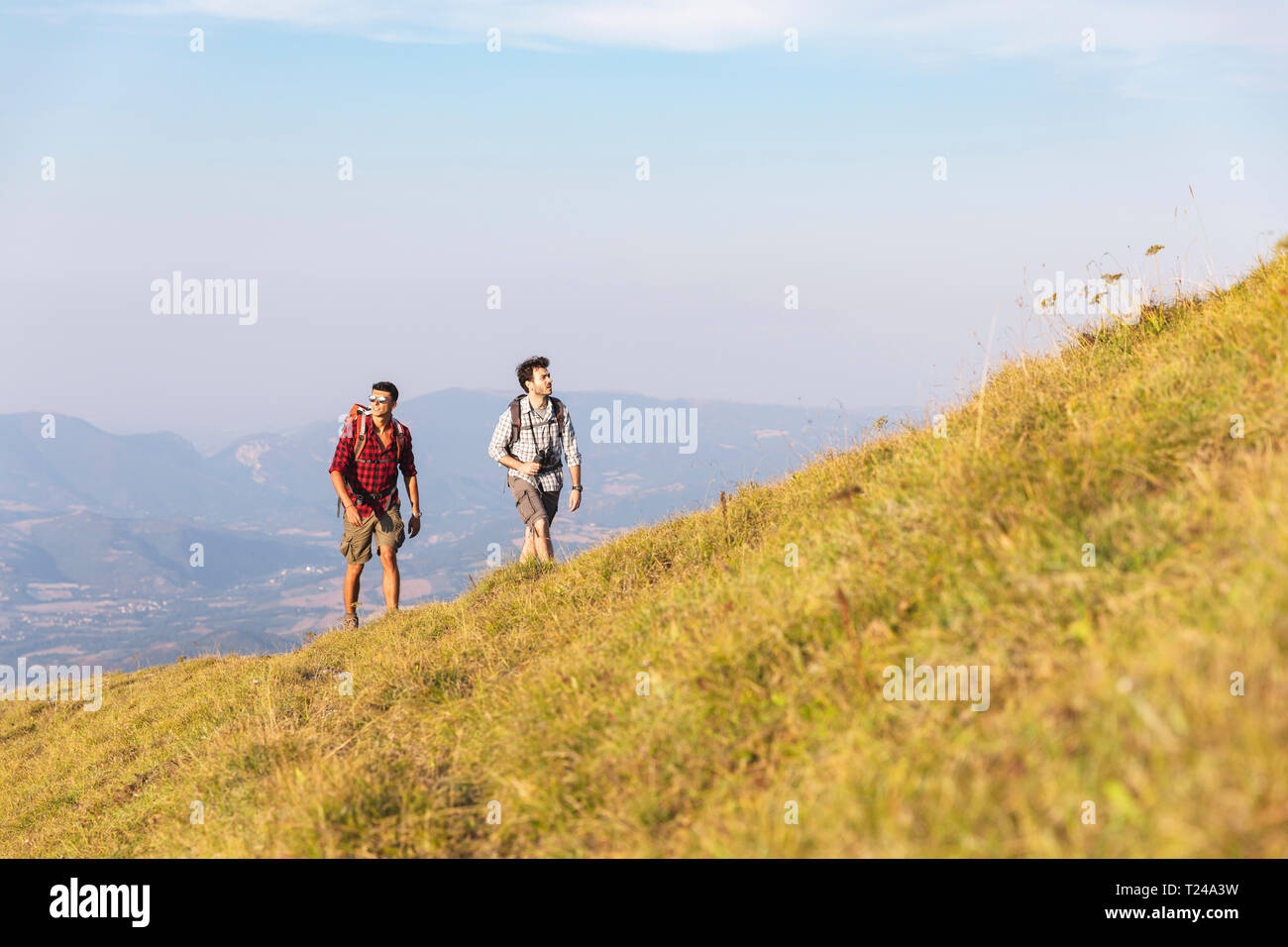 Two men hiking hi-res stock photography and images - Alamy