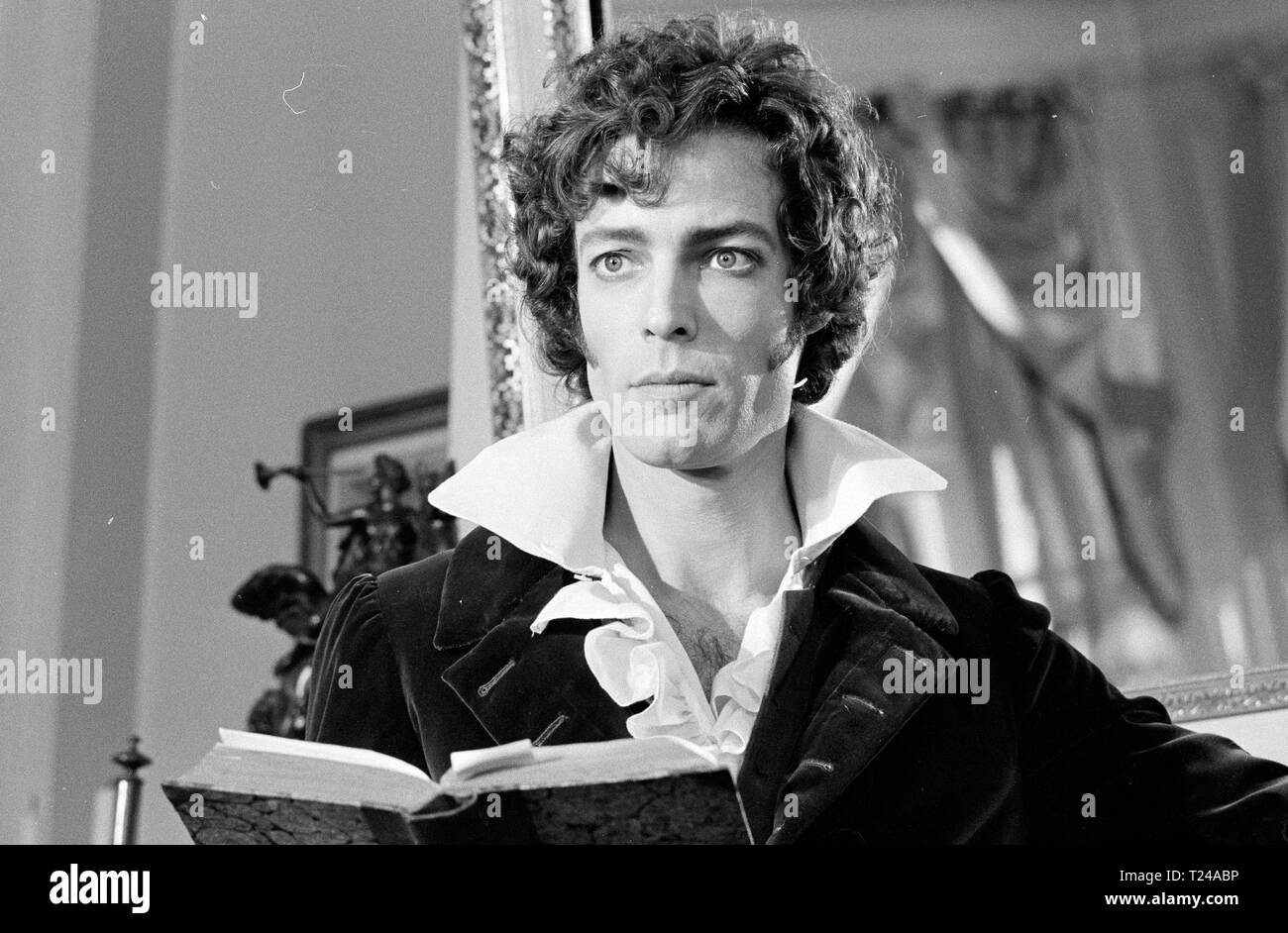 Lady Caroline Lamb (1972) Richard Chamberlain, Date: 1972 Stock Photo ...