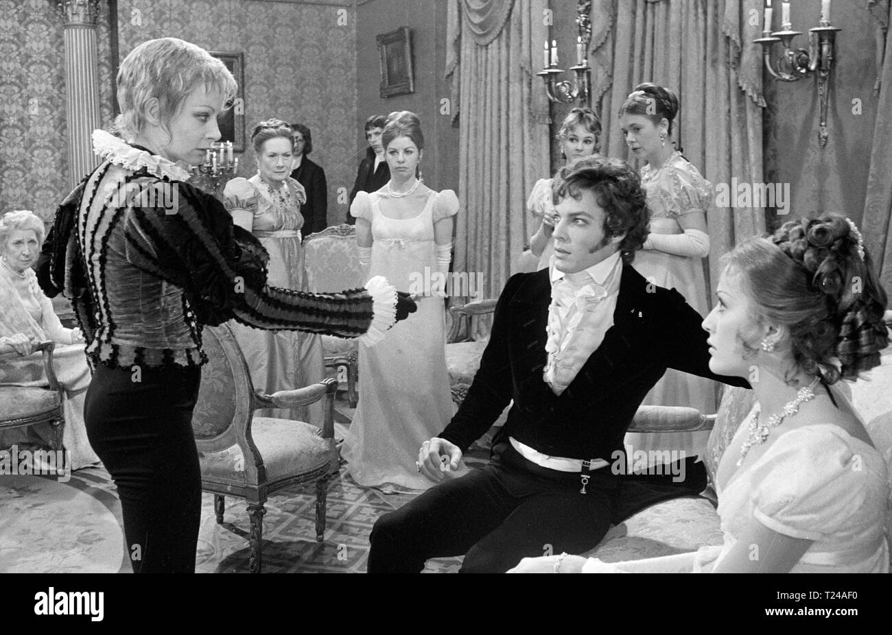 Richard chamberlain lady caroline lamb hi-res stock photography and ...