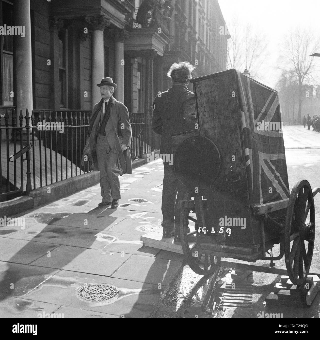 The magic box donat hi-res stock photography and images - Alamy
