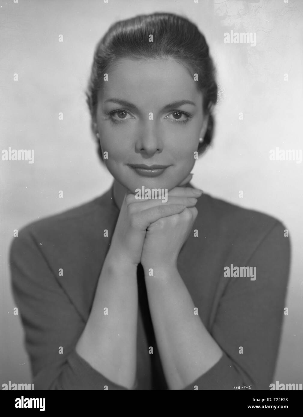 Elizabeth Sellars High Resolution Stock Photography and Images - Alamy
