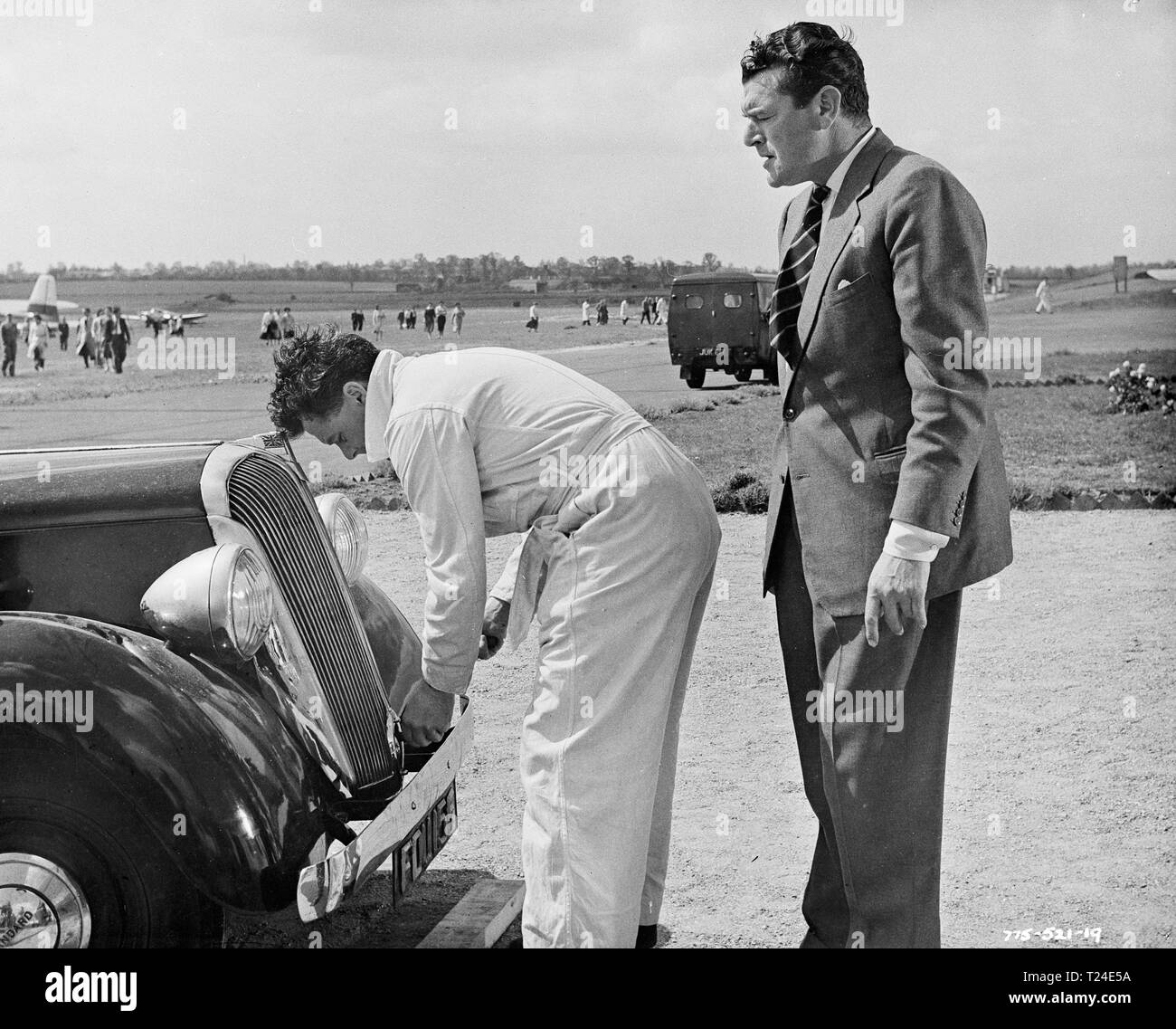 The Man in the Sky (1957) Victor Maddern, Jack Hawkins, Date: 1957 ...