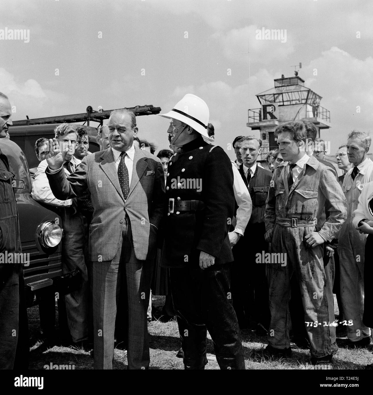 The Man in the Sky (1957) Walter Fitzgerald, Date: 1957 Stock Photo - Alamy