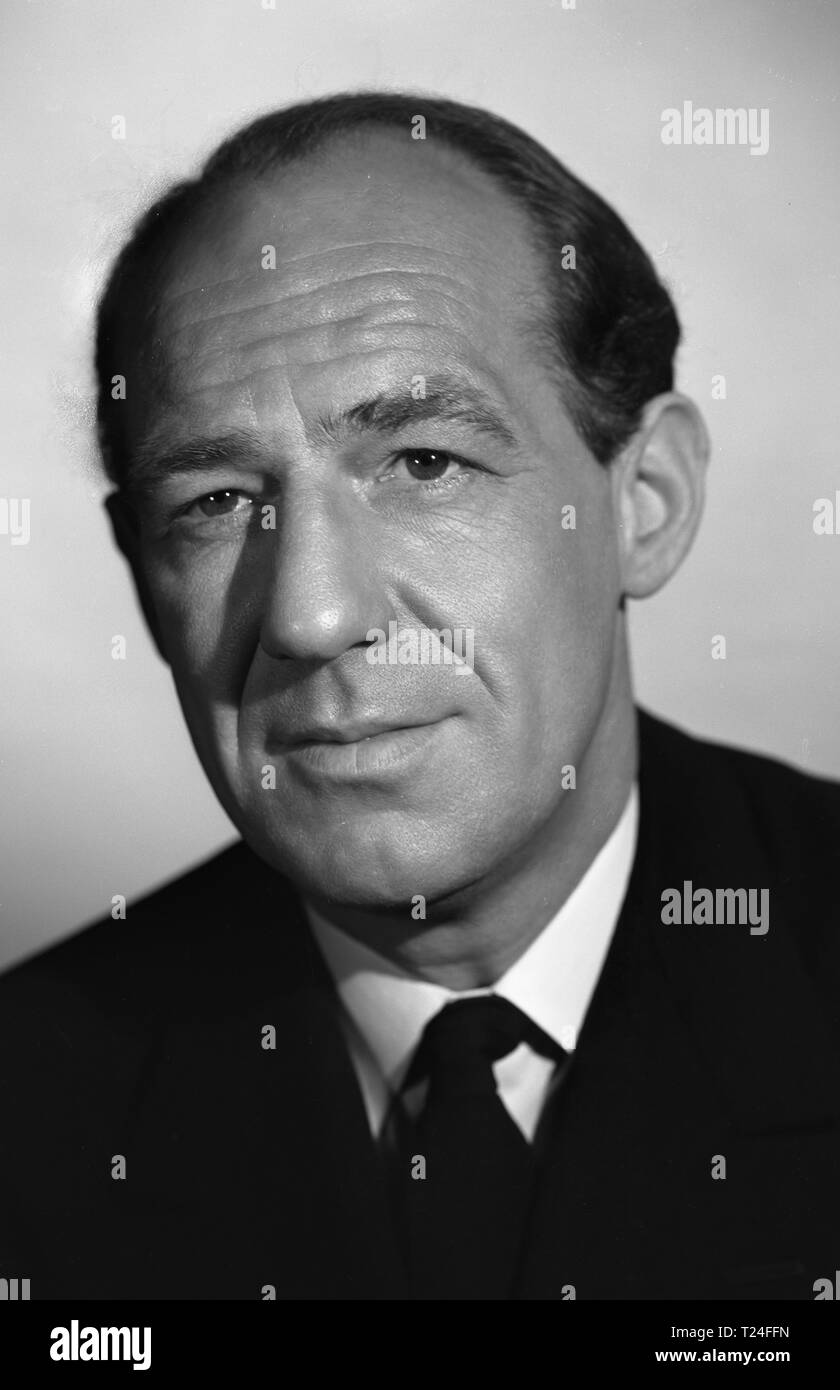 Michael Hordern