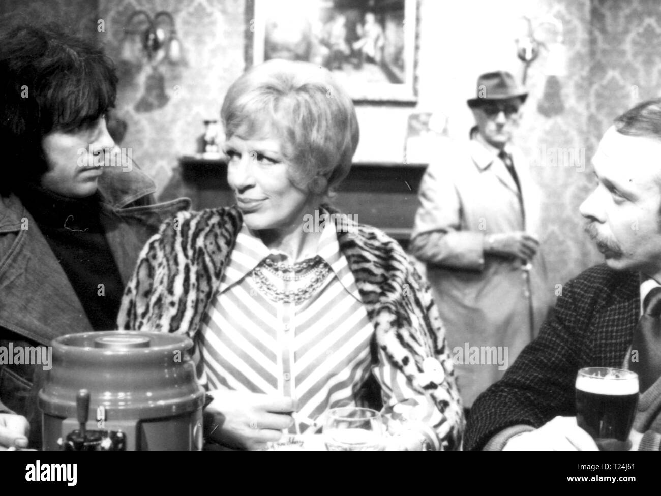 Man about the house 1974 richard osullivan Black and White Stock Photos ...