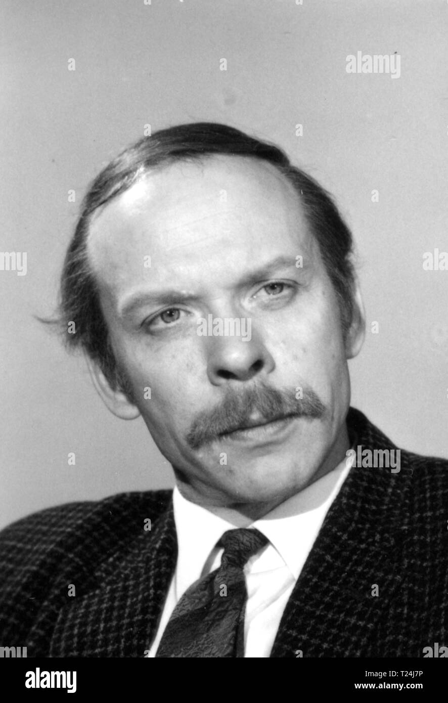 Man About the House (1974) Brian Murphy, Date: 1974 Stock Photo - Alamy