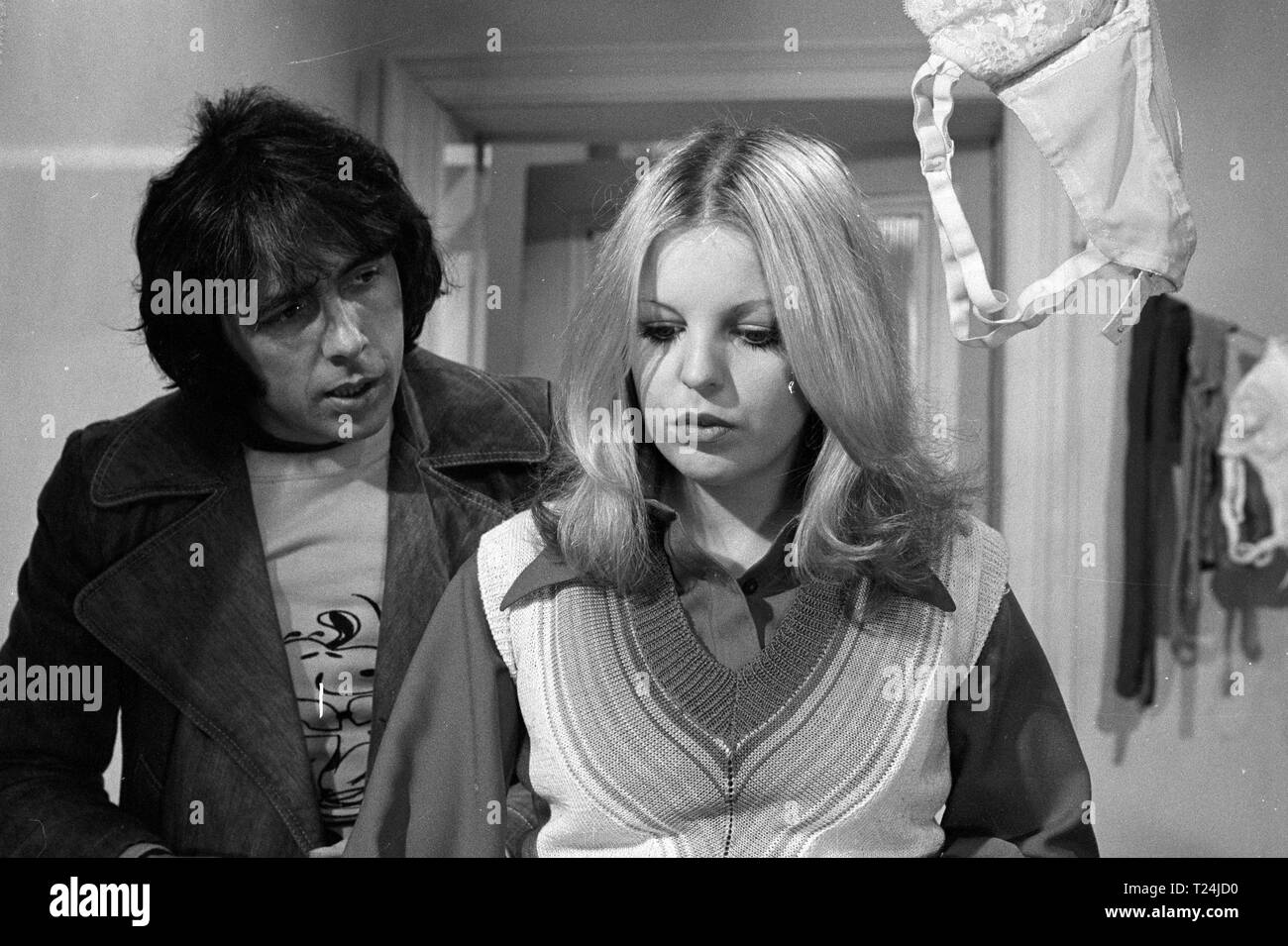 Sally thomsett hi-res stock photography and images - Alamy