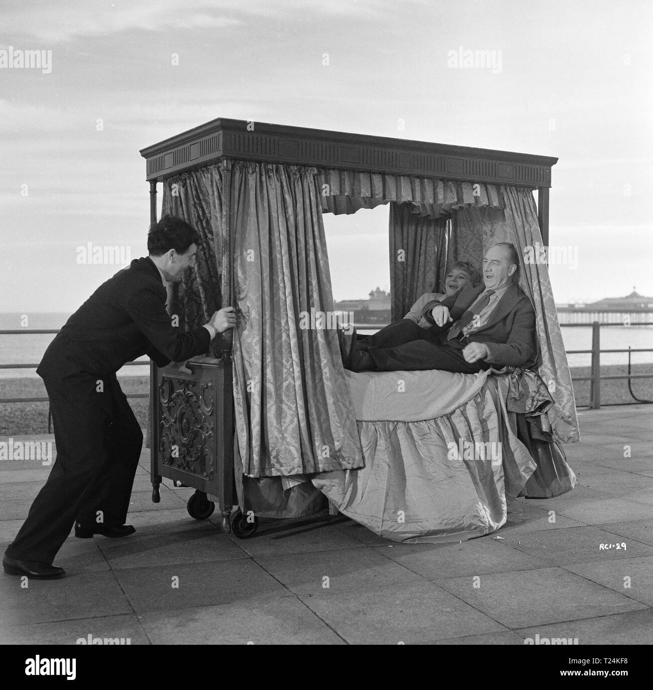 The Night We got the Bird (1961) Dora Bryan, Brian Rix, Leo Franklyn ...