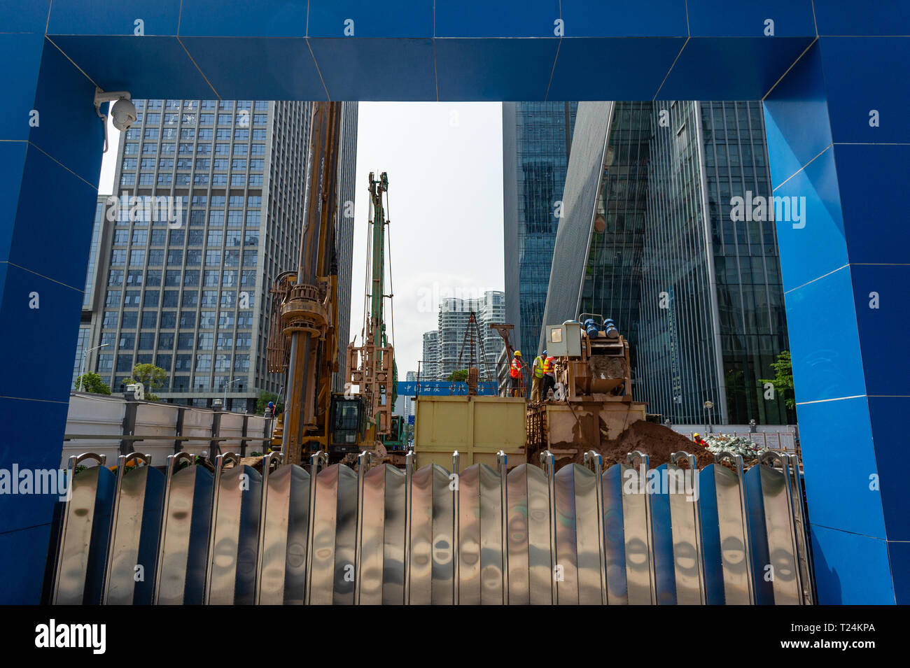 Entrance to construction site hi-res stock photography and images - Alamy