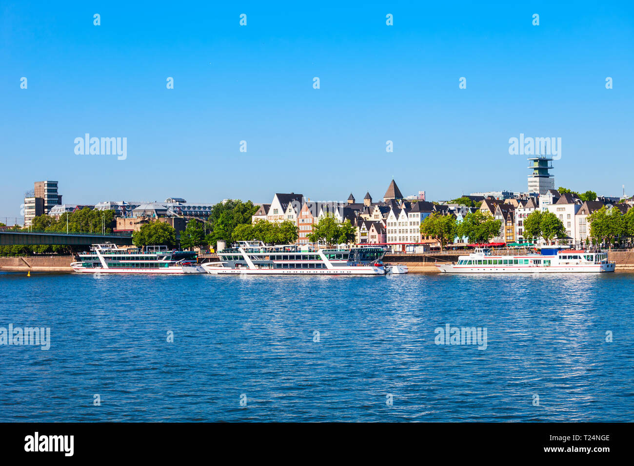 Colorful old houses at the Rhine embankment in the centre of Cologne ...