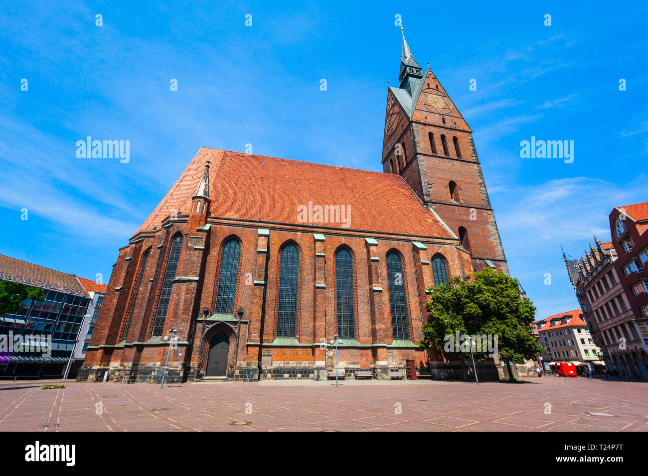 Sts george and james hi-res stock photography and images - Alamy