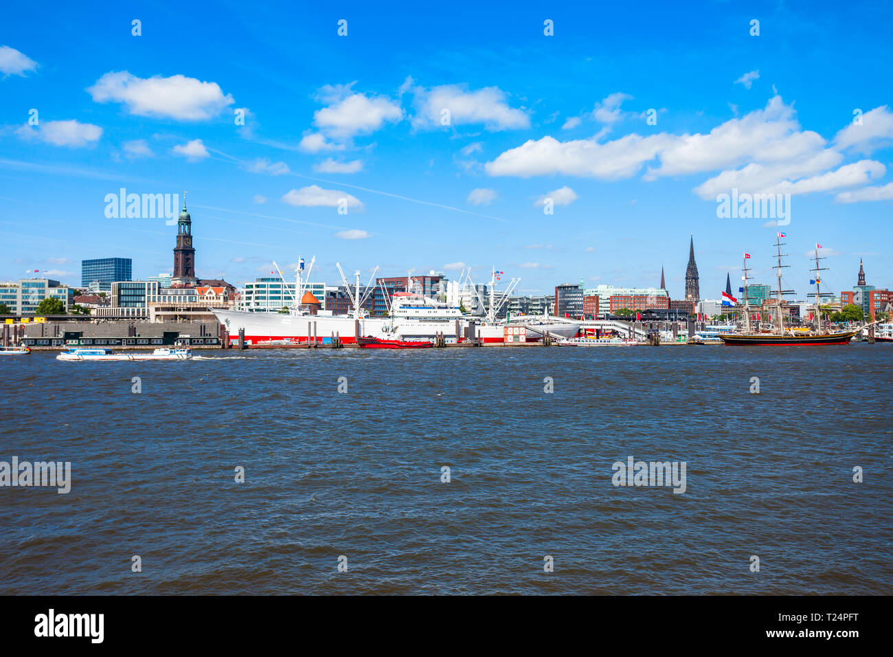 Hamburg city centre and Elbe river view in Germany Stock Photo - Alamy
