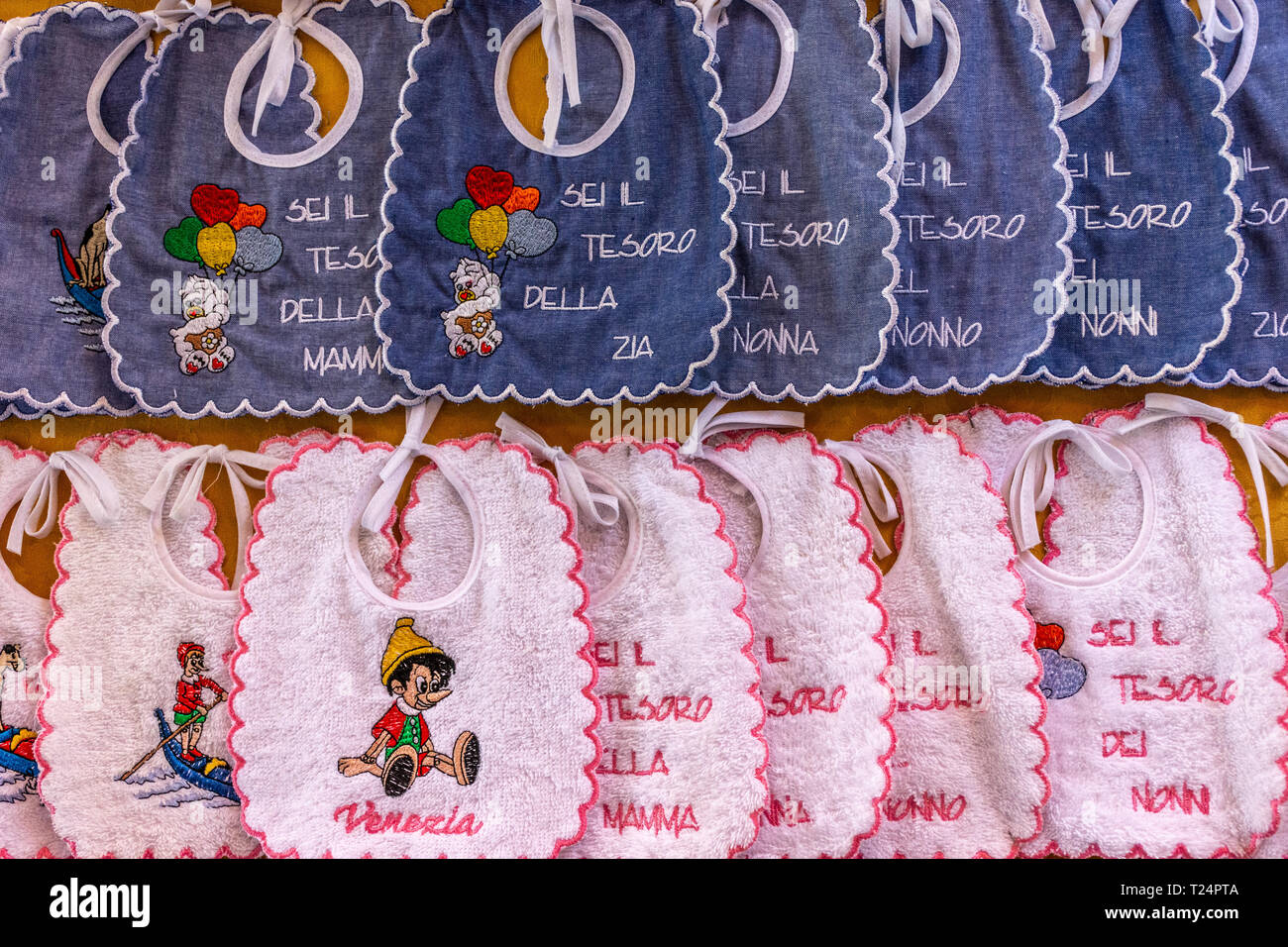 Italy, Venice, Burano, typical souvenirs in shop windows Stock Photo - Alamy