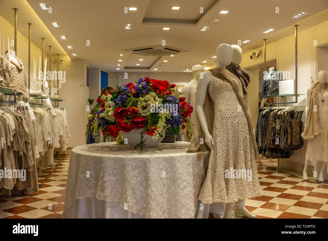 Italy, Venice, Burano, typical souvenirs in shop windows Stock Photo - Alamy