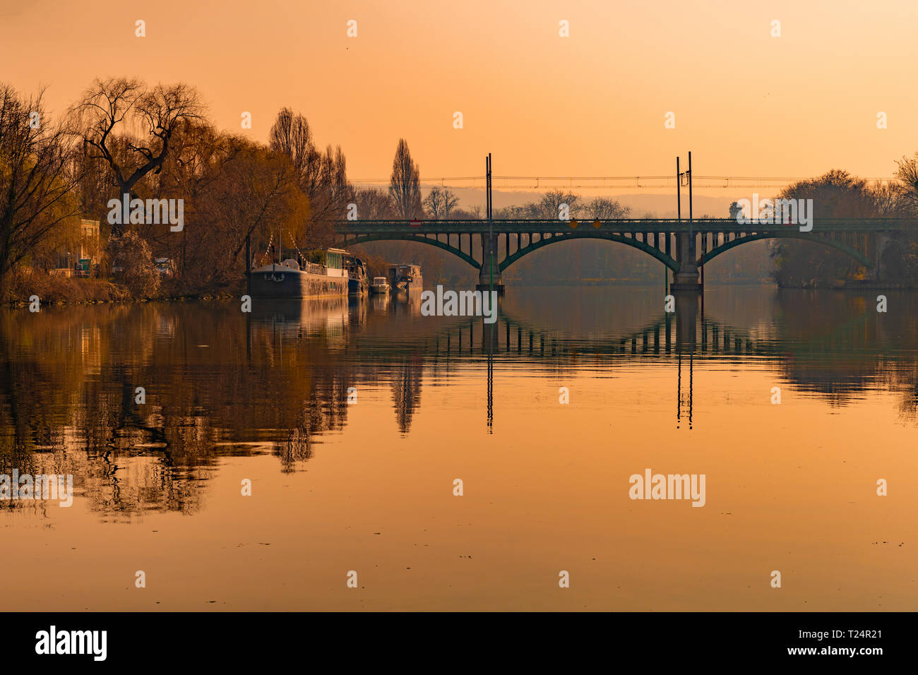 The seine at chatou hi-res stock photography and images - Alamy
