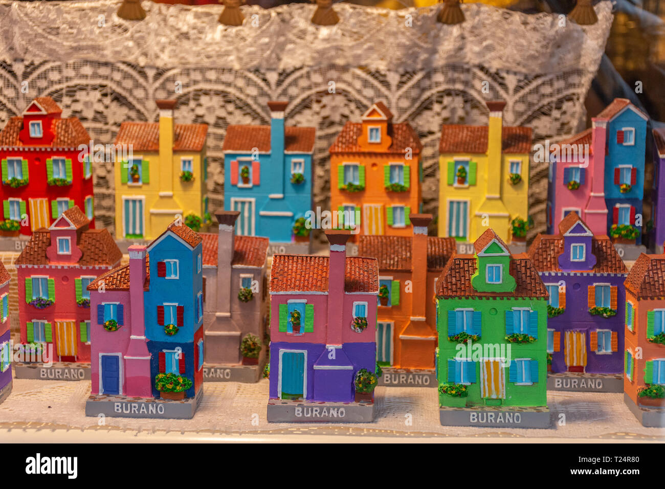 Venice rialto bridge souvenirs hi-res stock photography and images - Alamy