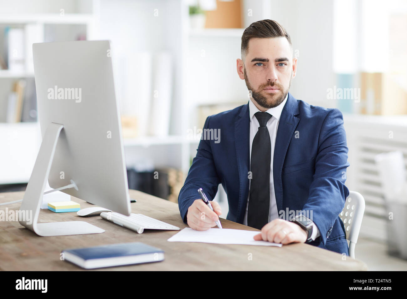 Employee director hi-res stock photography and images - Alamy