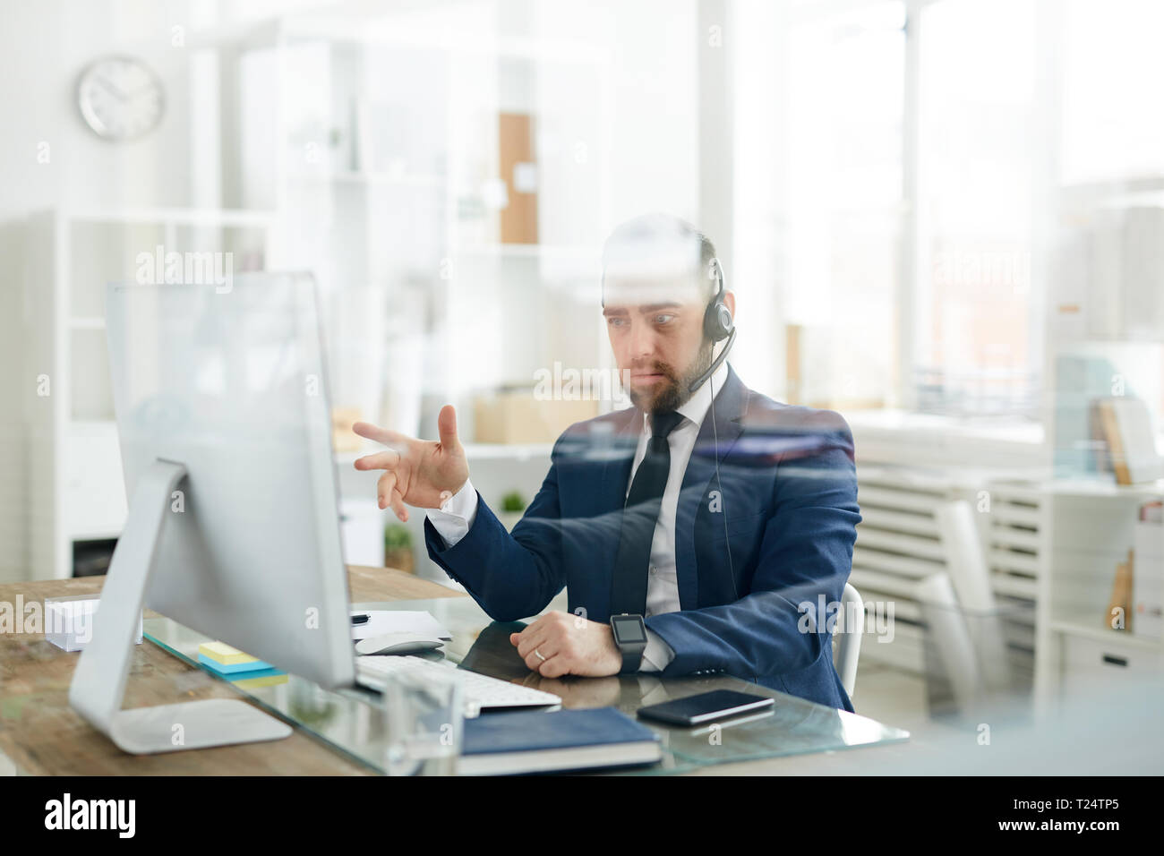 Employee consultation hi-res stock photography and images - Alamy