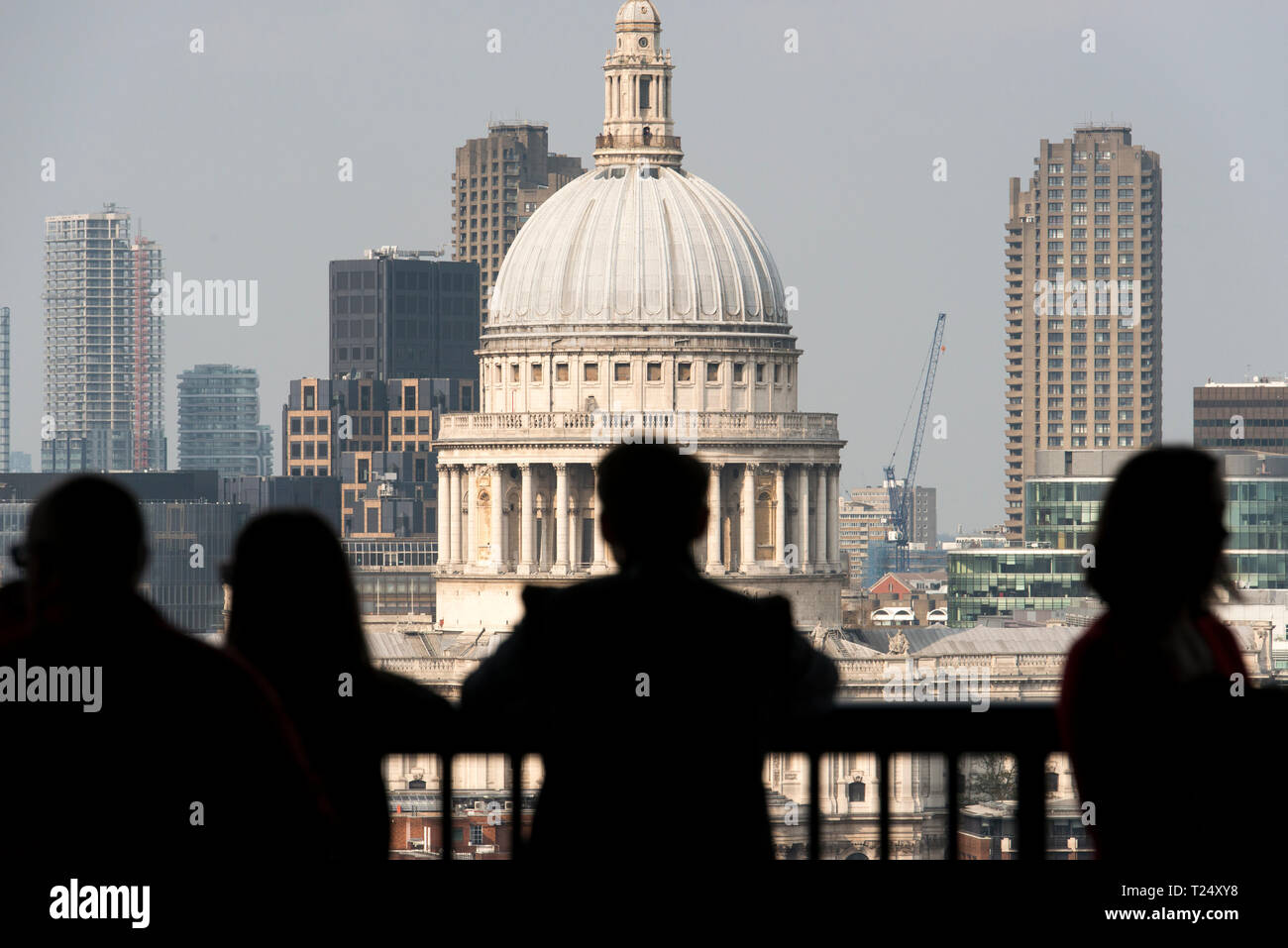 Tate modern aerial 2019 hi-res stock photography and images - Alamy