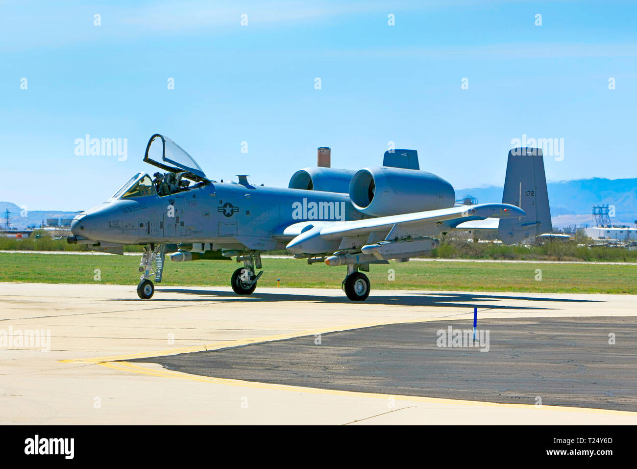 A10 a 10 thunderbolt hi-res stock photography and images - Alamy