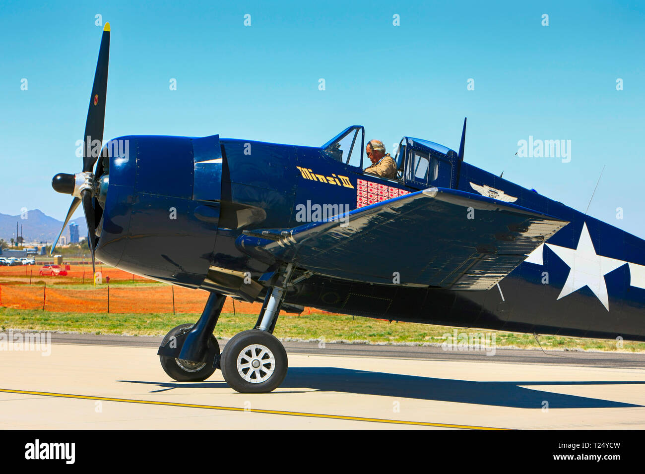Grumman f6f hellcat warbird hi-res stock photography and images - Alamy