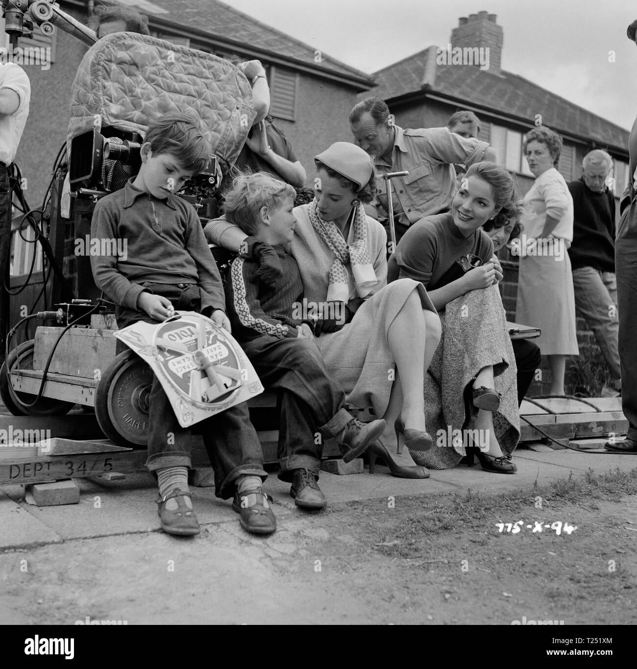 The Man in the Sky (1957) Gerard Lohan, Jeremy Bodkin, Elizabeth ...