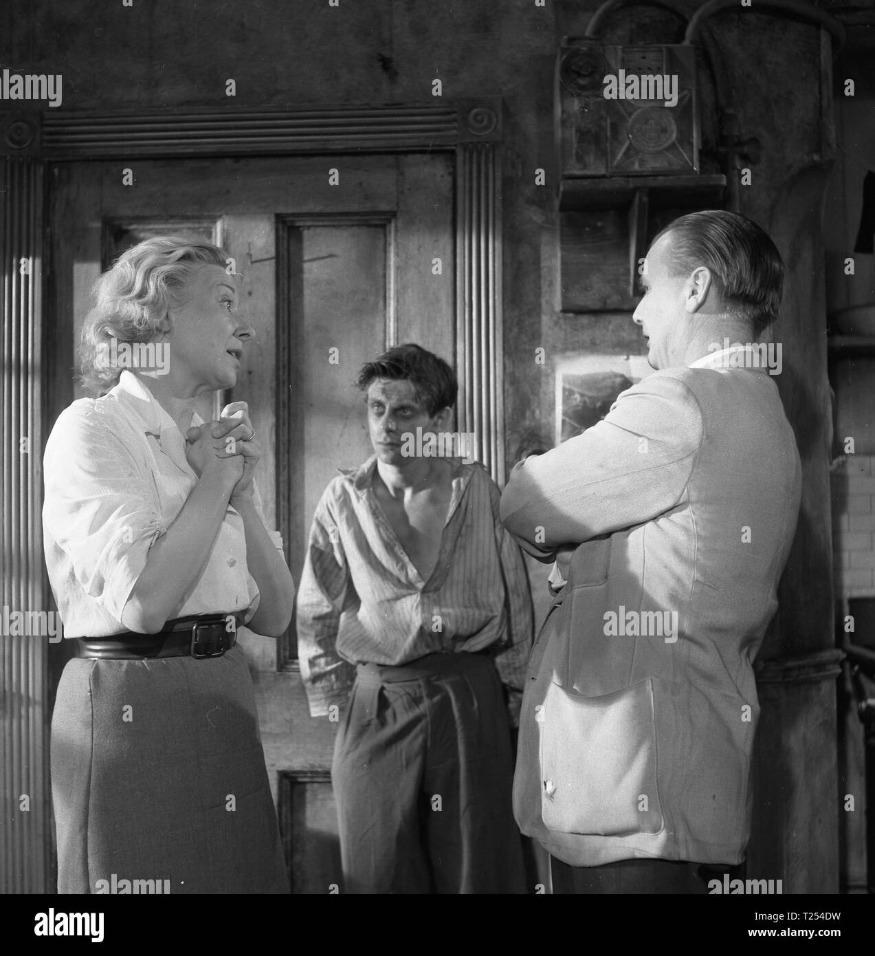 No Trees in the Street (1958) Melvyn Hayes, Film Director J. Lee ...