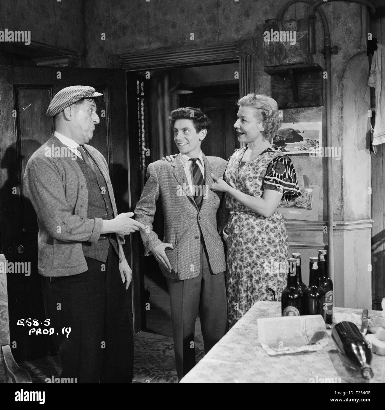 No Trees in the Street (1958) Melvyn Hayes, Stanley Holloway, Joan ...