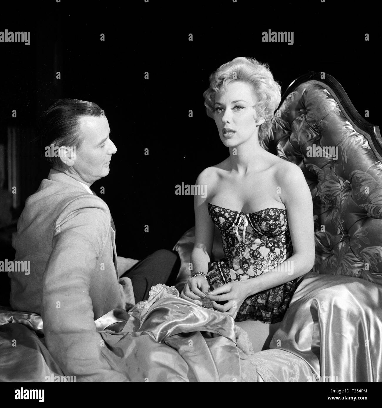 No Trees in the Street (1958) Film Director J. Lee Thompson, Carole ...