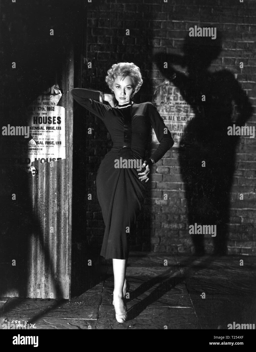 Carole lesley hi-res stock photography and images - Alamy