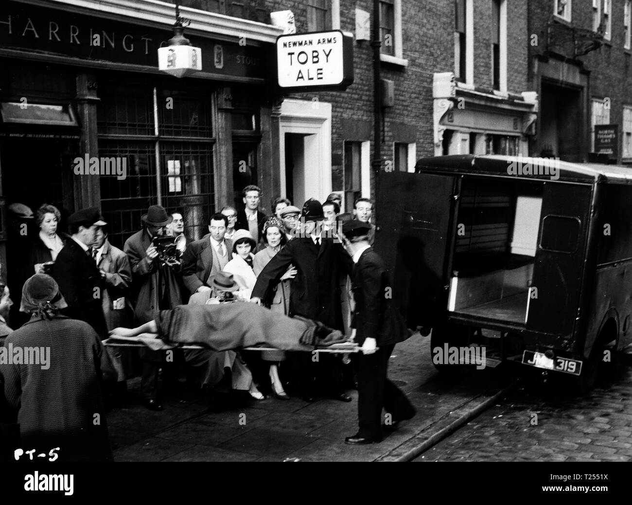 Peeping tom film hi-res stock photography and images - Alamy