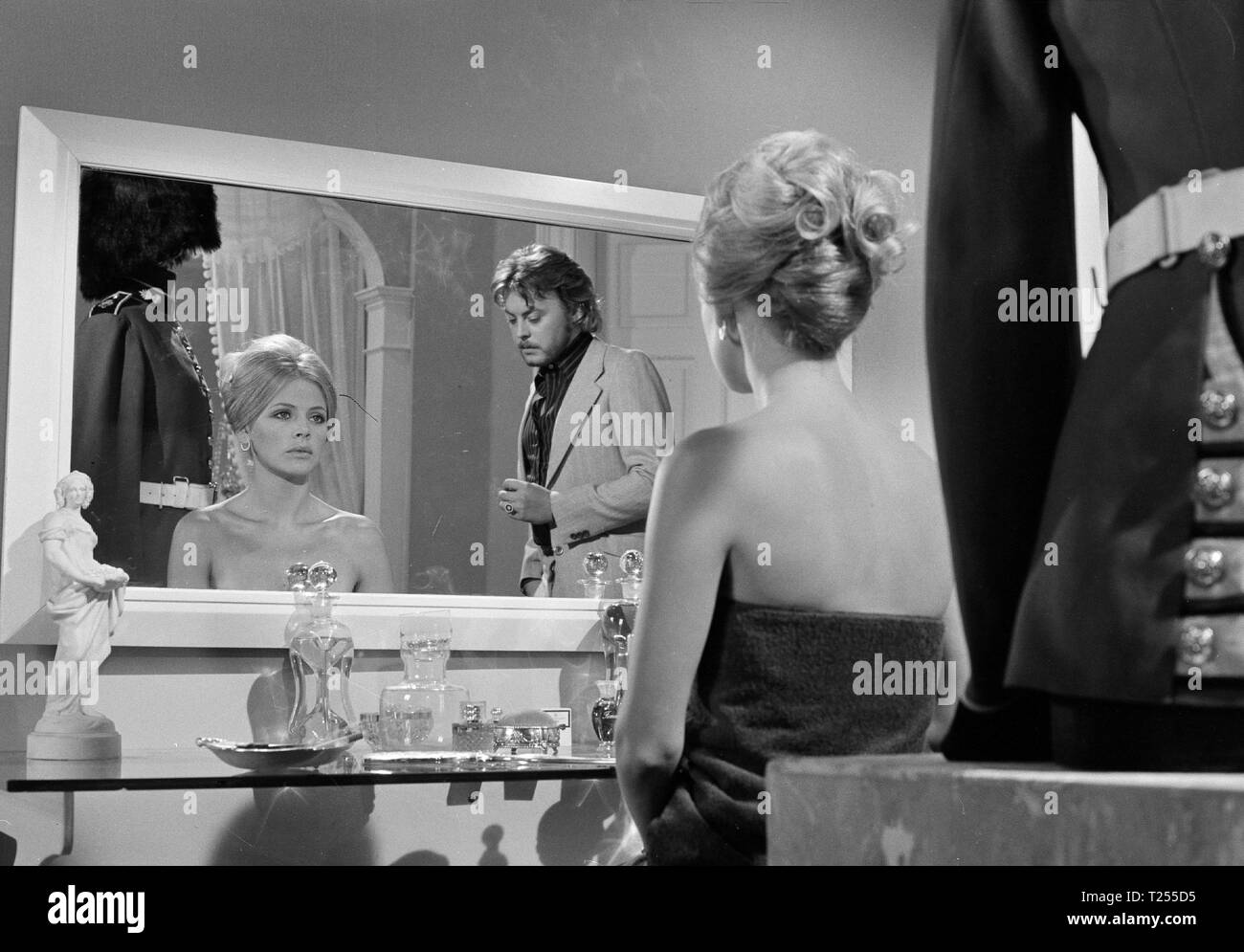 Percy (1970) Hywel Bennett, Britt Ekland, Date: 1970 Stock Photo - Alamy