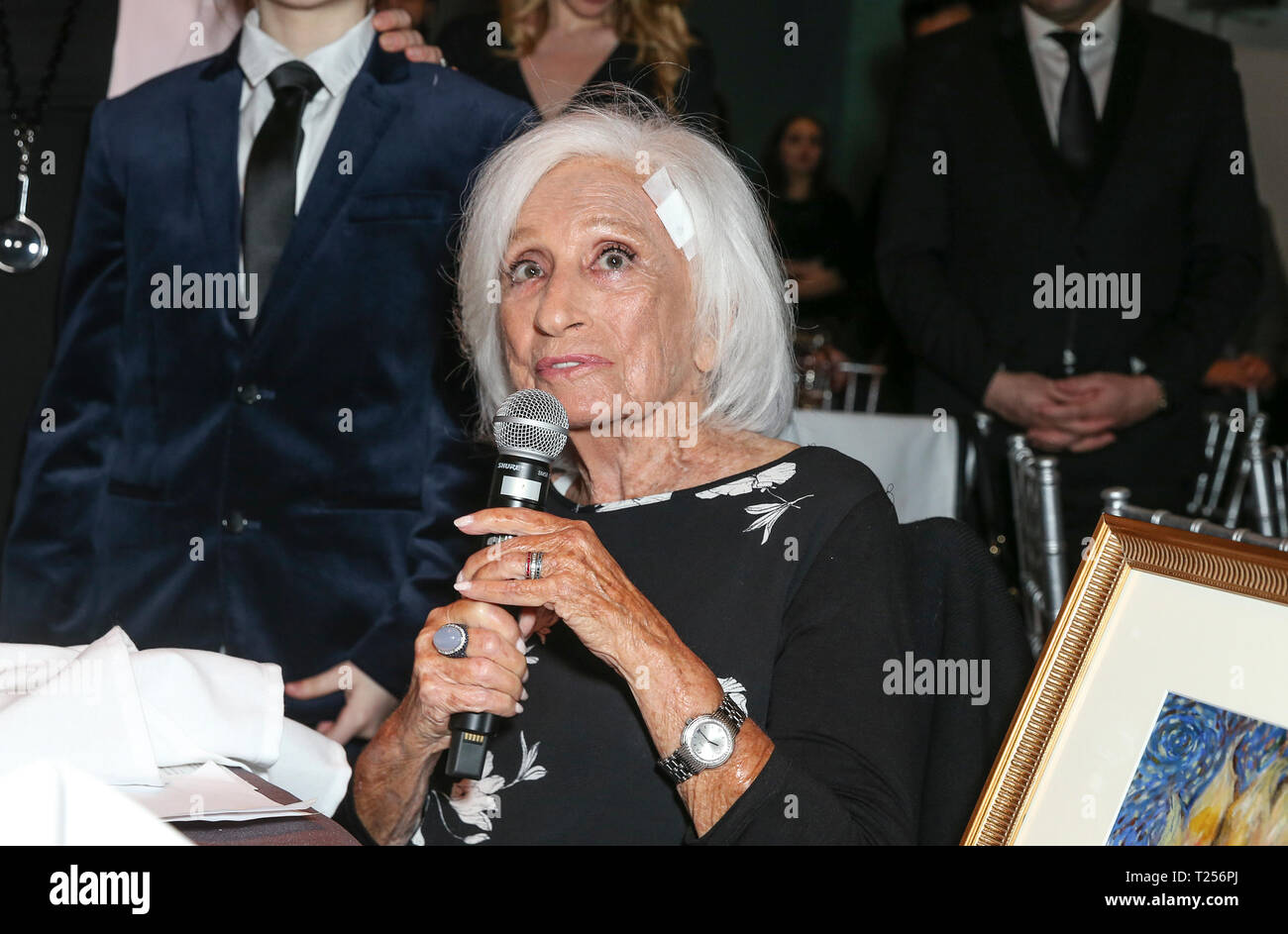 Marion wiesel hi-res stock photography and images - Alamy