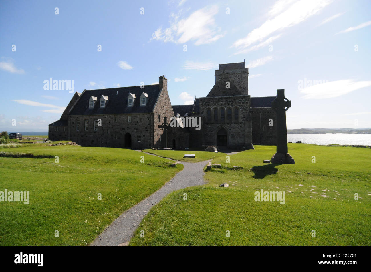 Saint columba church hi-res stock photography and images - Alamy