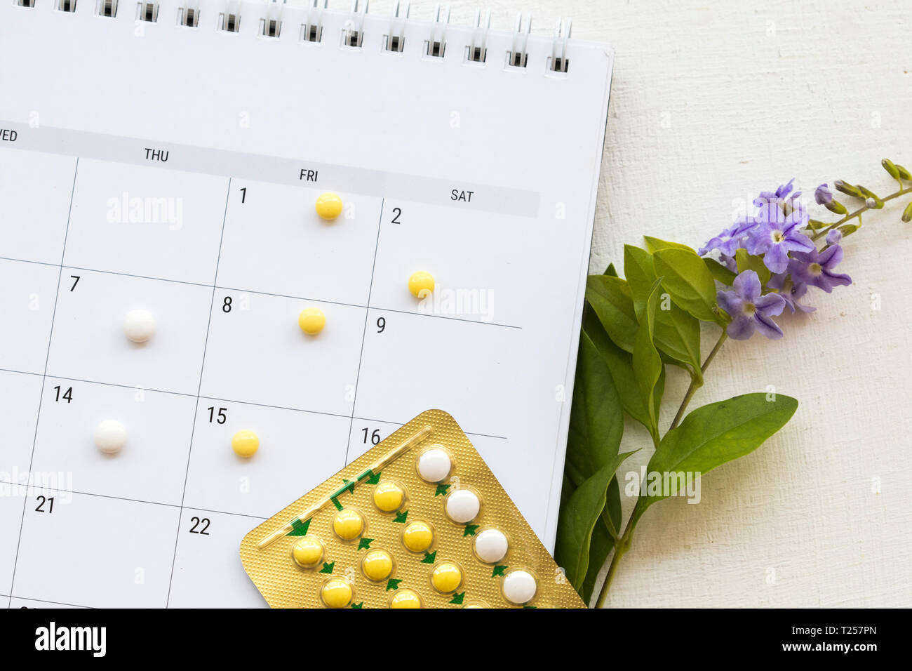 birth control pills of woman not want to have baby with calendar purple ...