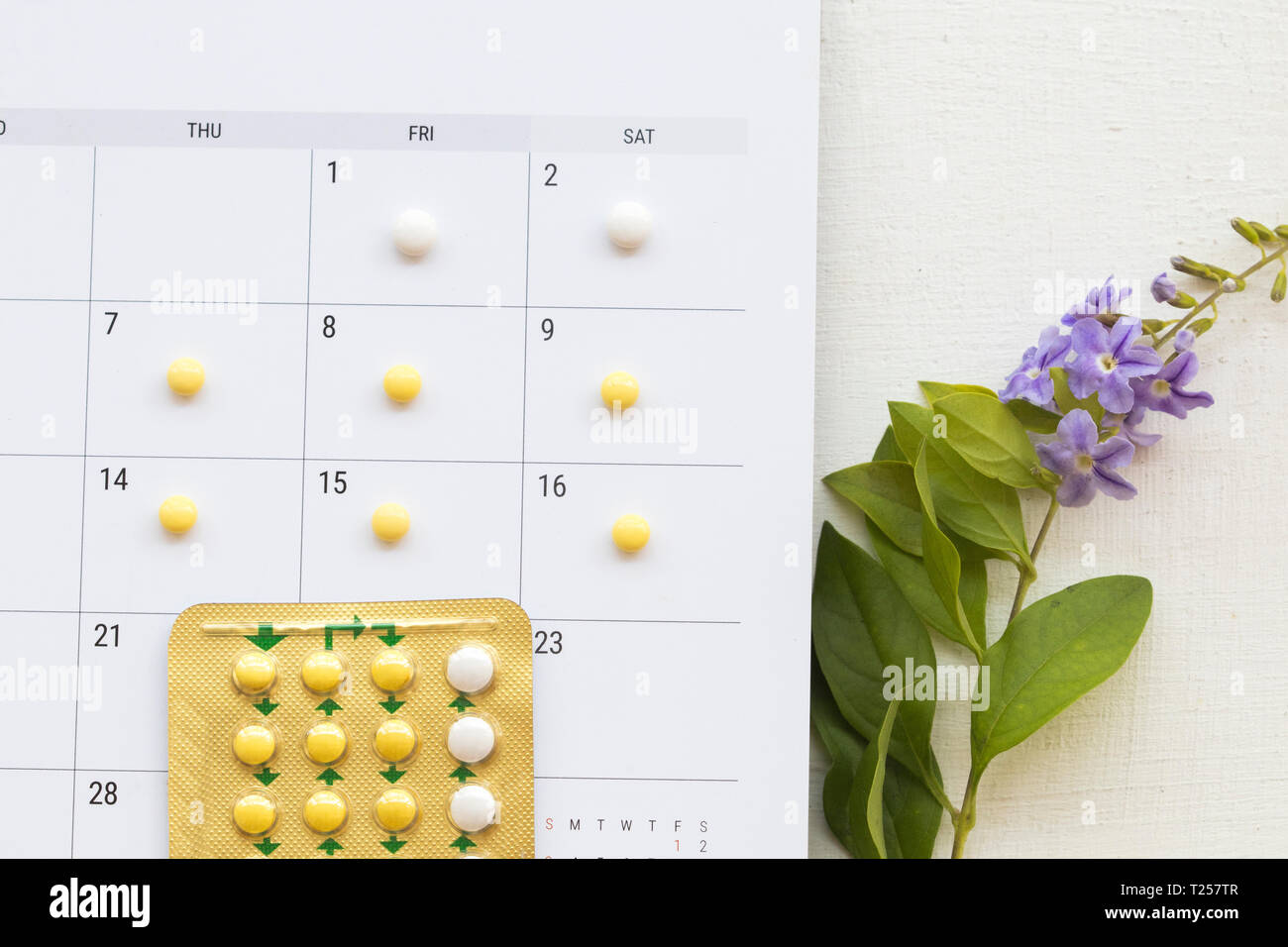 birth control pills of woman not want to have baby with calendar purple ...