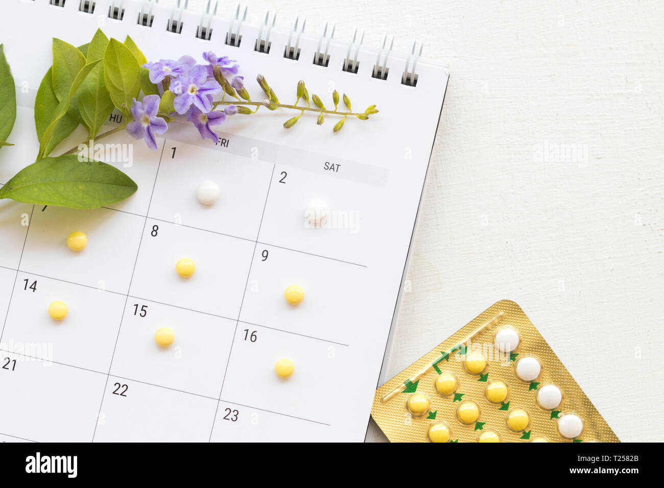 birth control pills of woman not want to have baby with calendar purple ...