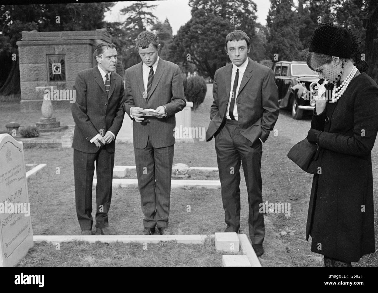 Rotten to the Core (1965) Dudley Sutton, Kenneth Griffith, James ...