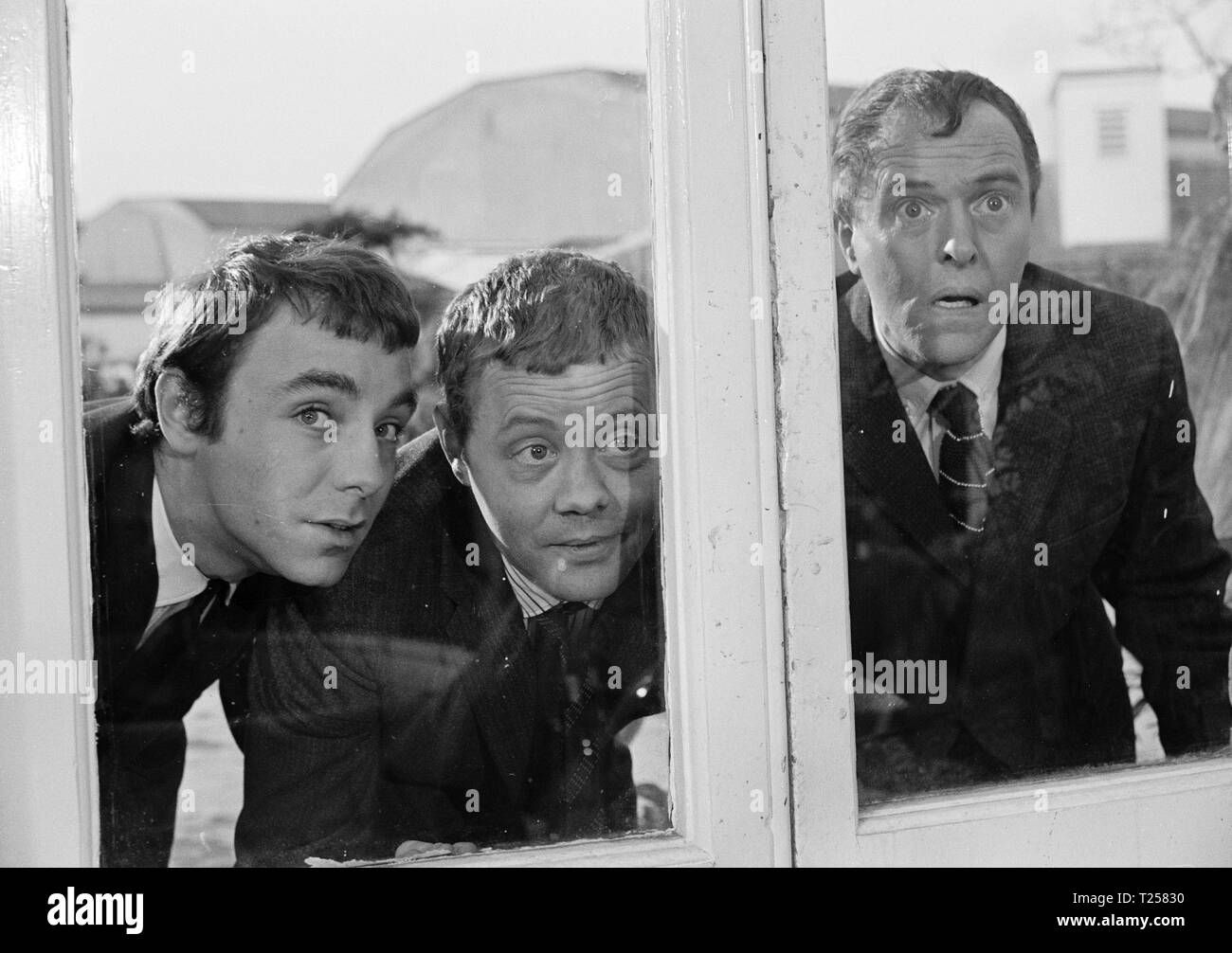 Rotten to the Core (1965) Dudley Sutton, Kenneth Griffith, James ...