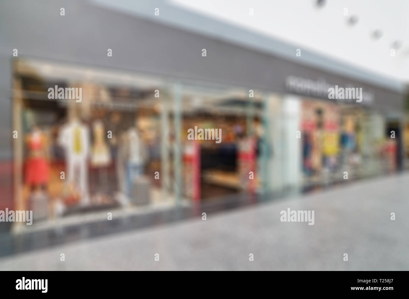 Shopping mall theme blur background Stock Photo - Alamy