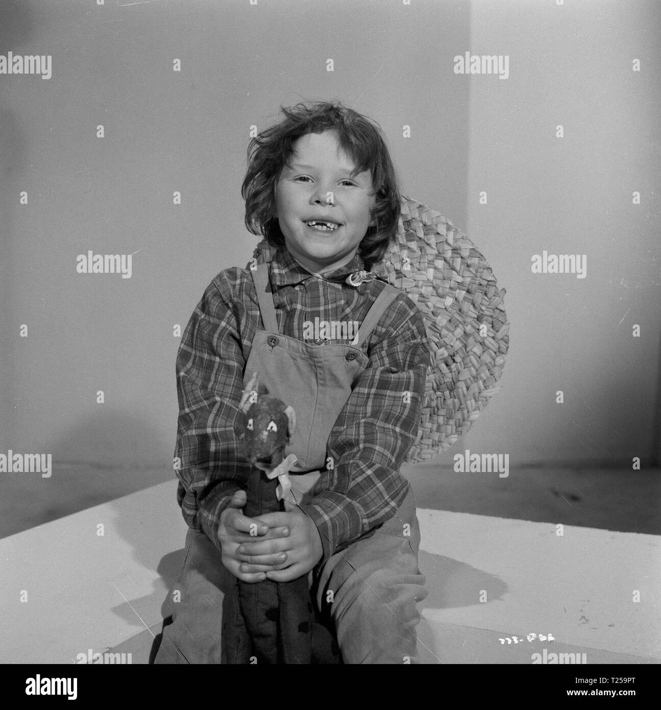 The Shiralee (1957) Dana Wilson, Date: 1957 Stock Photo - Alamy